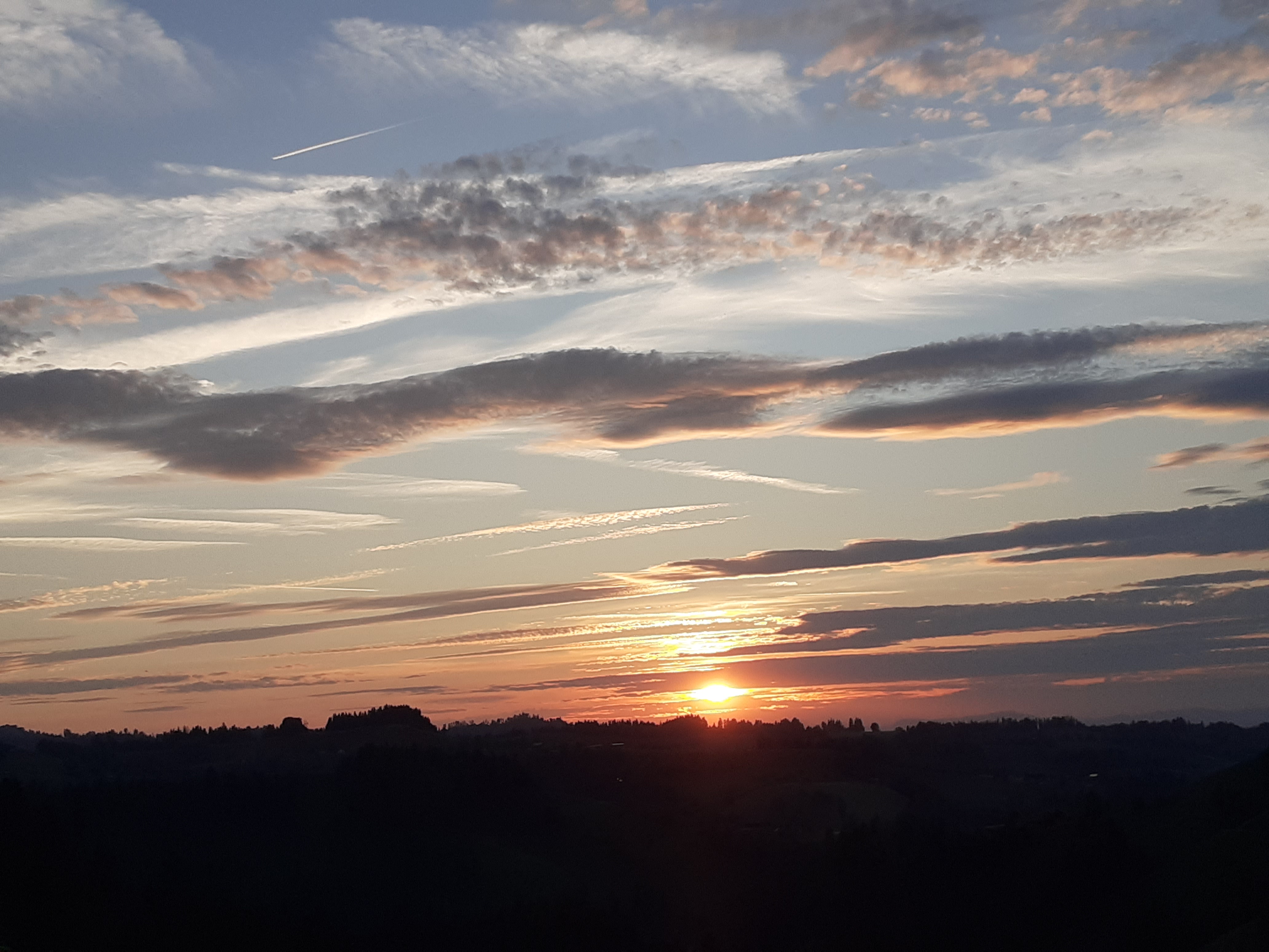 Sonnenuntergang; die schönsten Bilder malt die Natur - Willisauer Bote